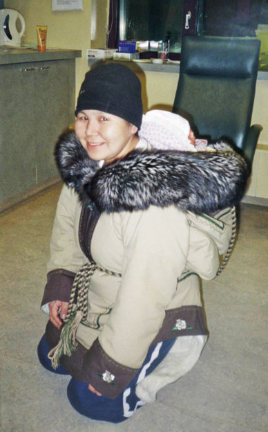 Inuit-mama-baby - NCIM